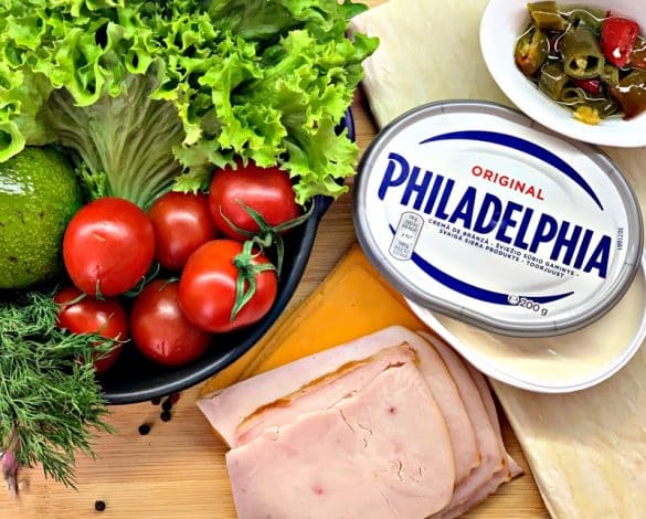 Cracked Out Turkey Pinwheels - Delice Recipes