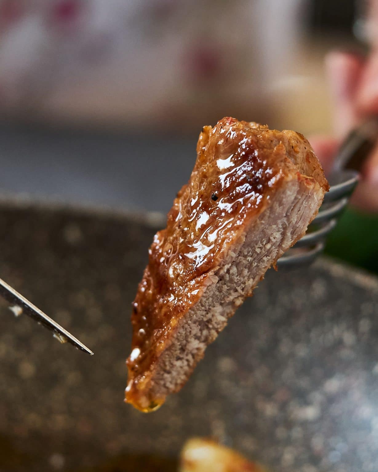 Tender and Juicy Pork Steak Recipe: 30 Minutes to Perfection - Delice ...