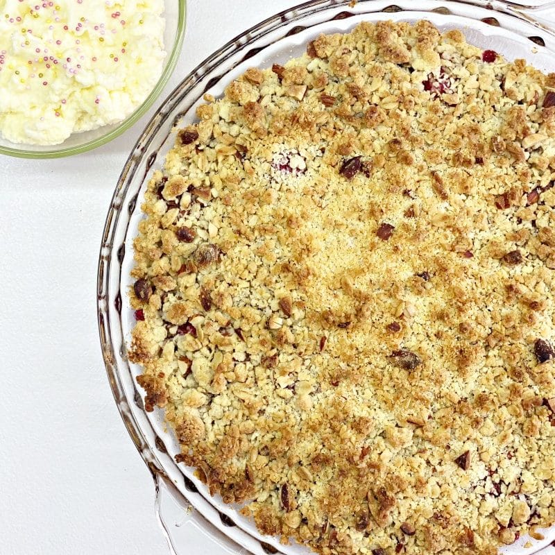 The Ultimate Berry Mix Crumble - Delice Recipes