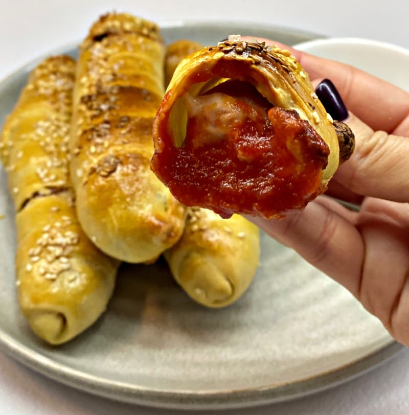 Crispy Homemade Sausage Bread Rolls - Delice Recipes