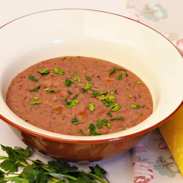 Homemade Smooth Refried Beans - Delice Recipes