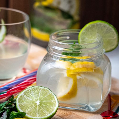 Fresh & Citrusy Lemonade Recipe - Delice Recipes