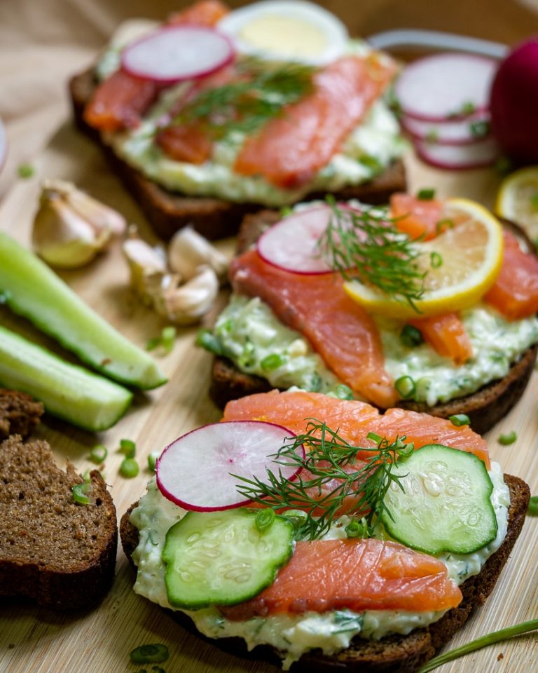 Danish Smørrebrød With Salmon - Delice Recipes