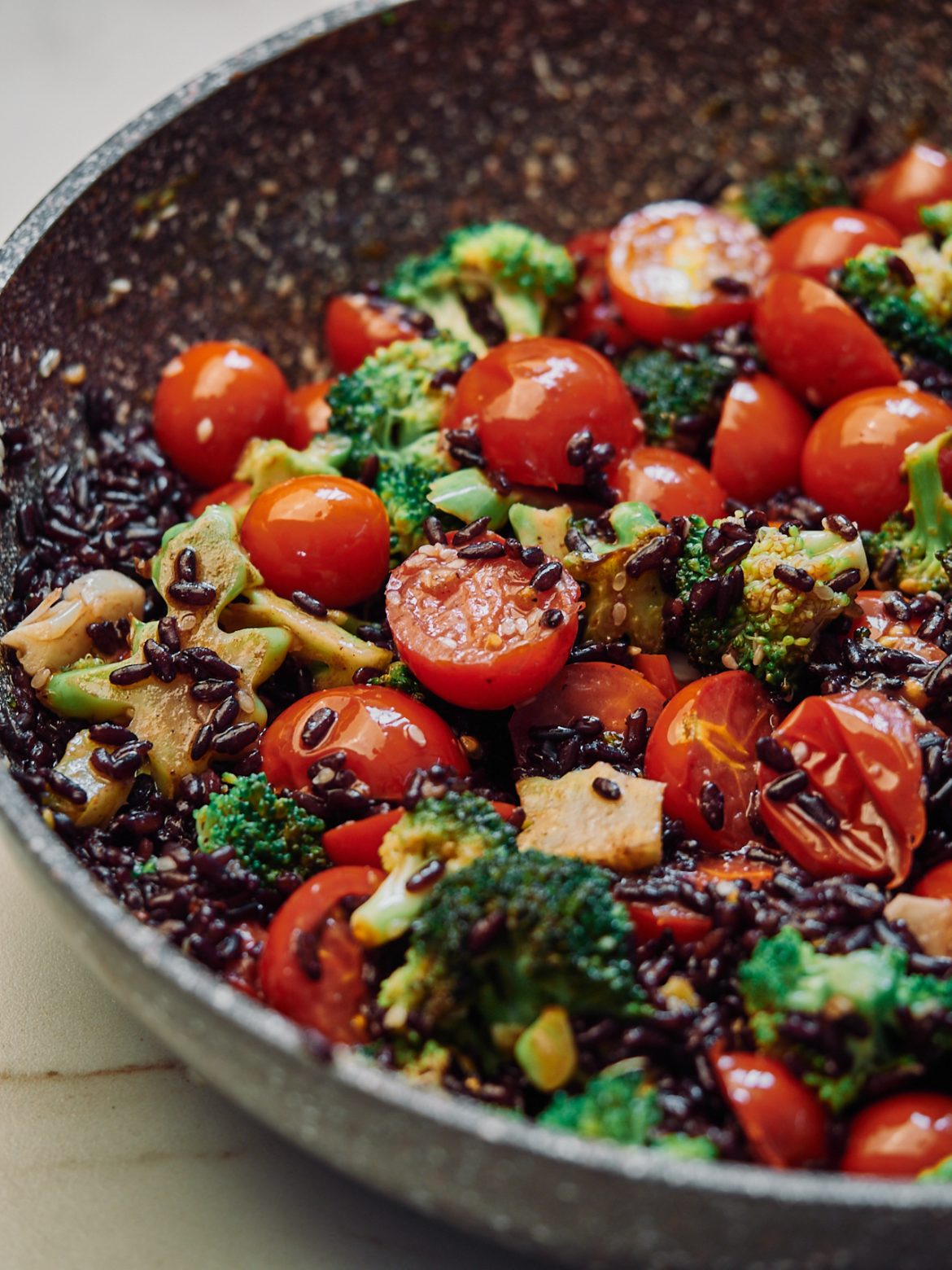 Fluffy Instant Pot Black Rice - Delice Recipes