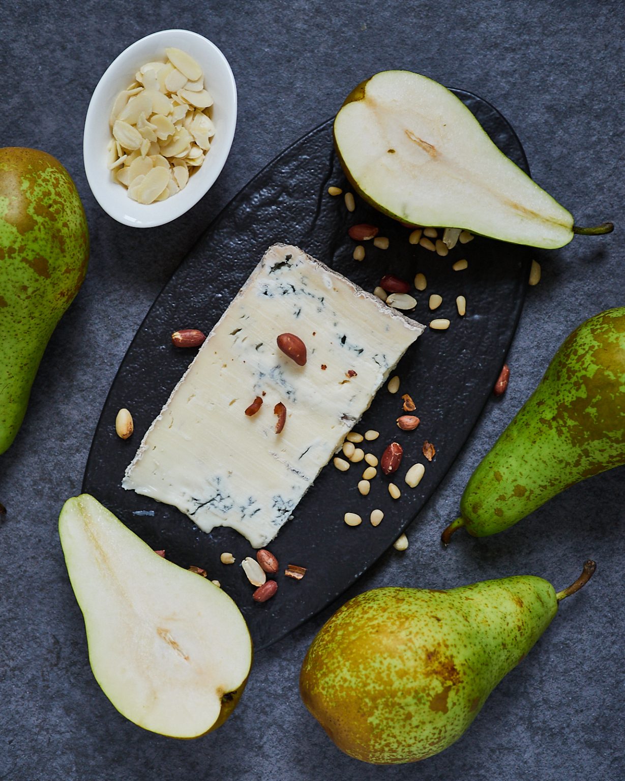 Roasted Pears With Blue Cheese - Delice Recipes