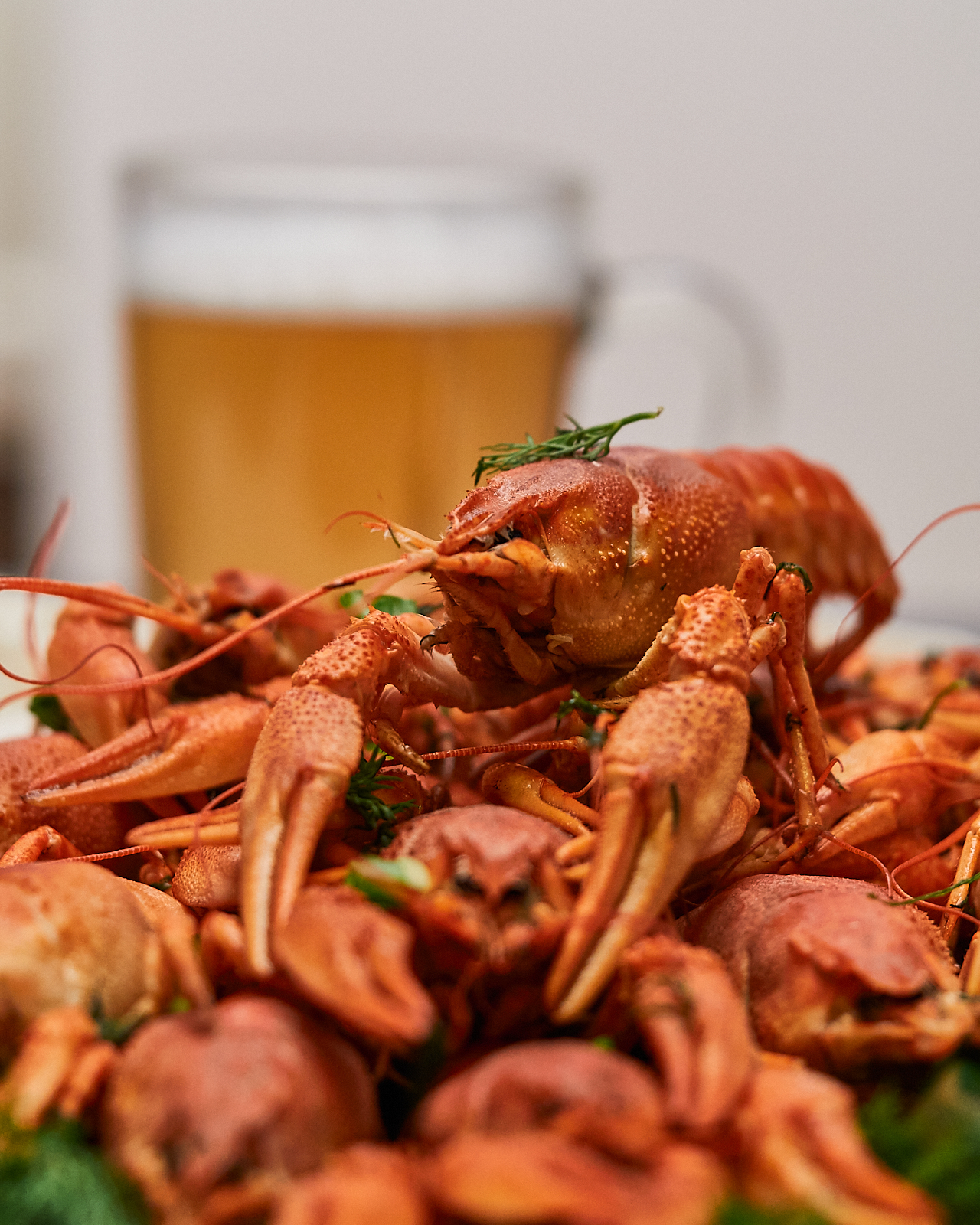 How to Eat Crawfish: Tips & Tricks for Perfect Boiling - Delice Recipes