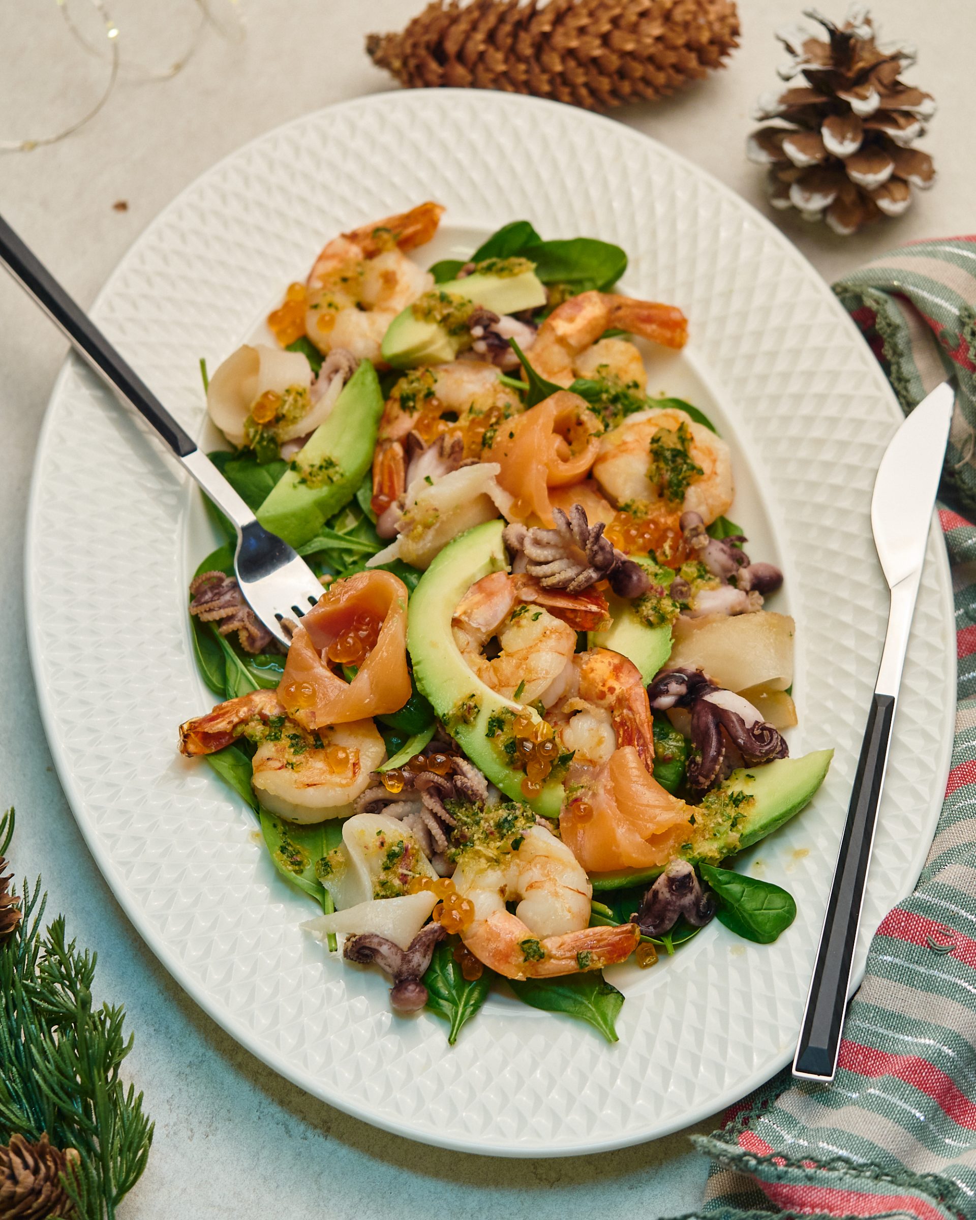 Citrus Seafood Salad with Avocado - Delice Recipes