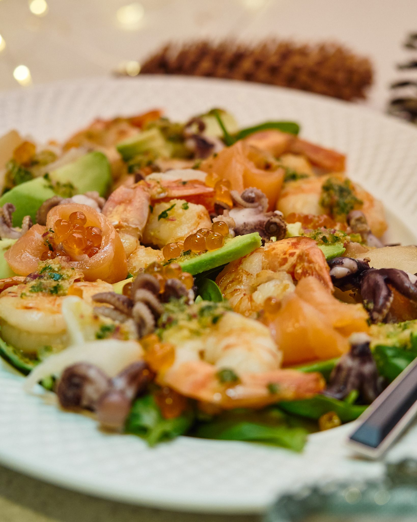 Citrus Seafood Salad with Avocado - Delice Recipes