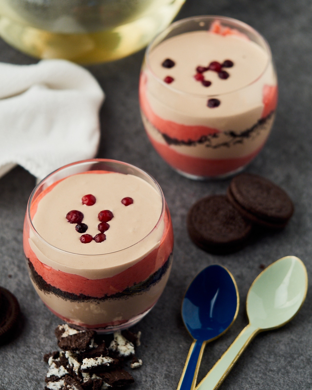 Raspberry Oreo No Bake Dessert Parfait - Delice Recipes