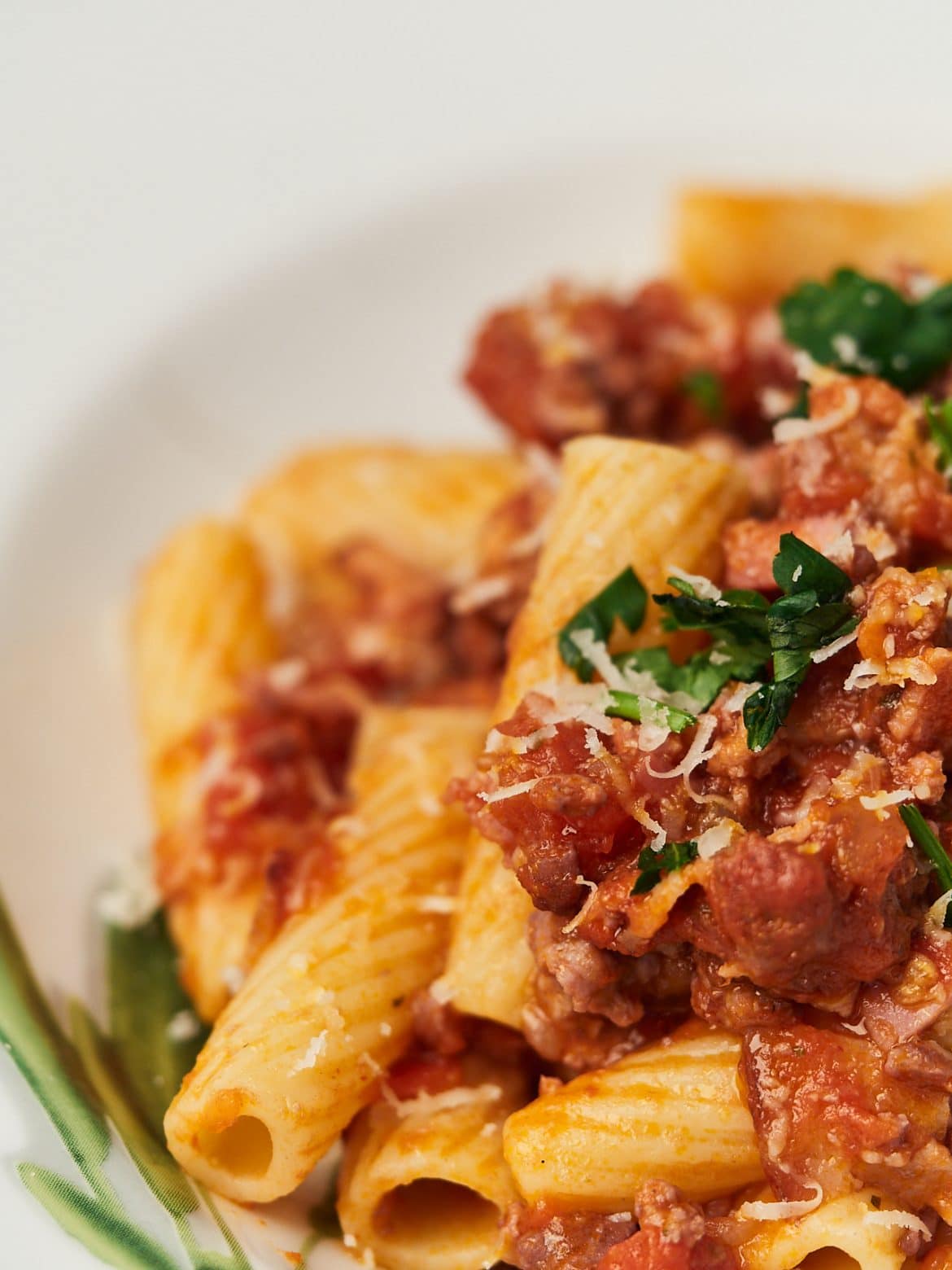 The Best Rigatoni Bolognese - Delice Recipes