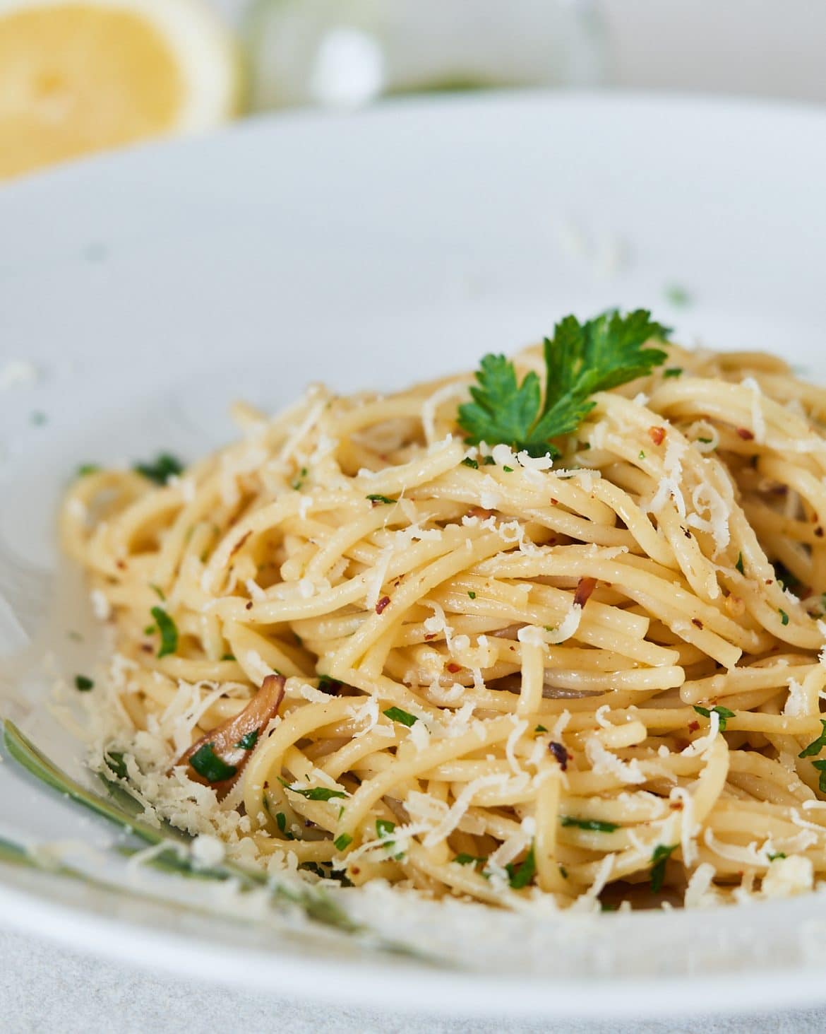 Sicilian-Style Garlic Pasta Recipe - Delice Recipes