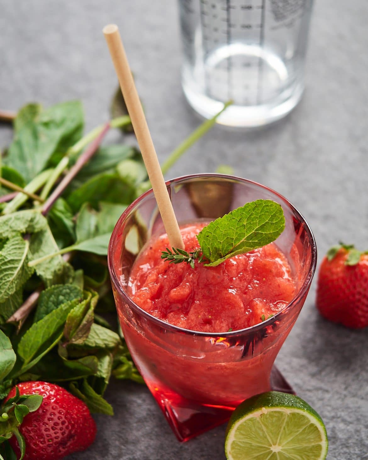 Strawberry Vodka Cocktail Recipe - Delice Recipes