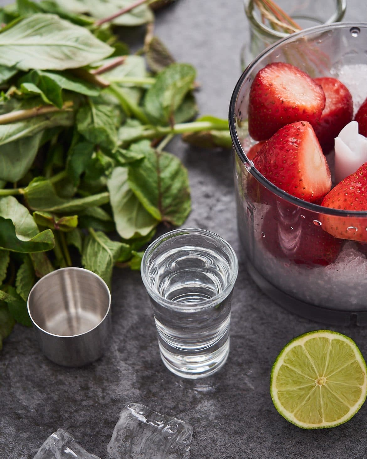 Strawberry Vodka Cocktail Recipe - Delice Recipes