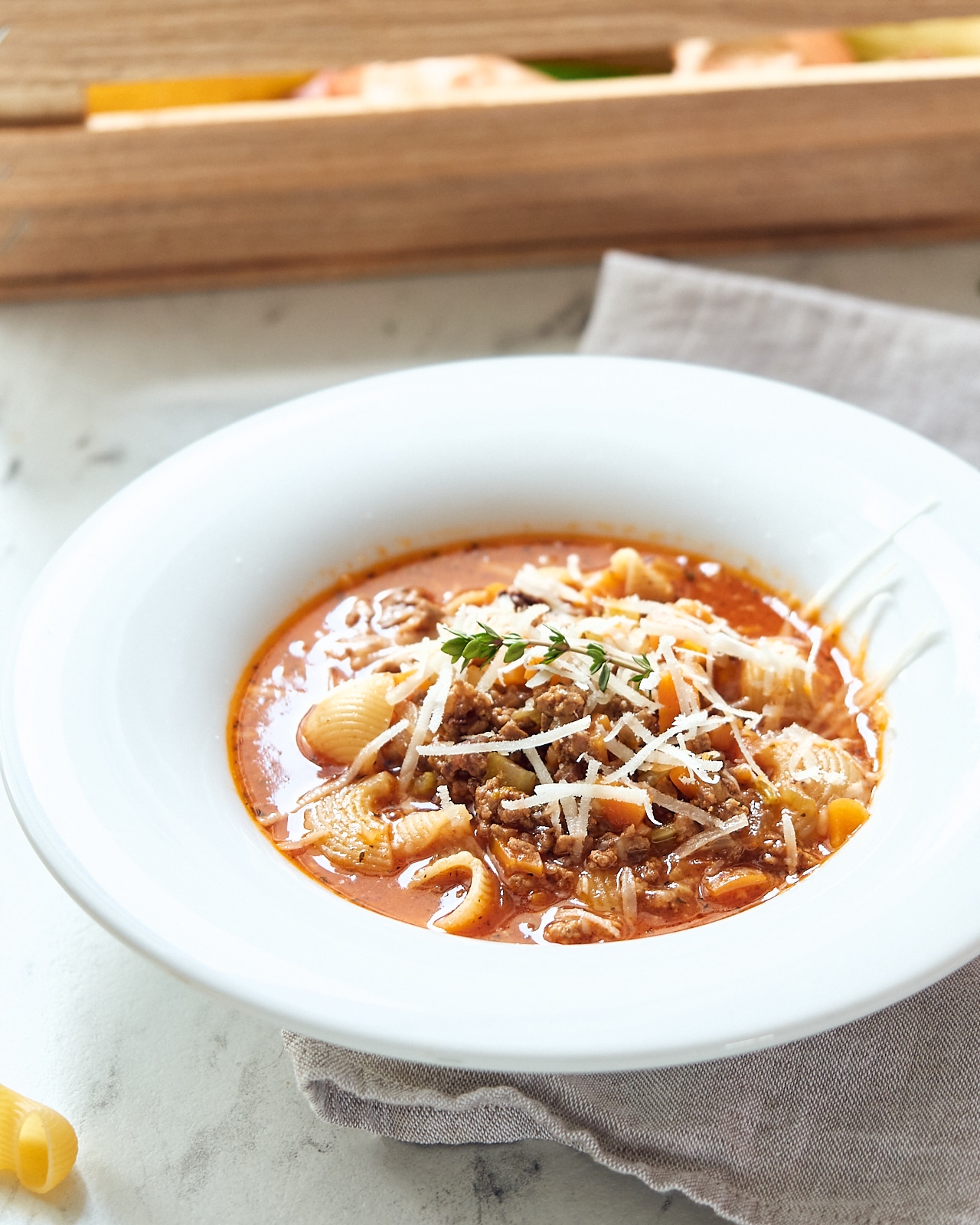 Bolognese Soup with Pasta Shells [Video] - Delice Recipes