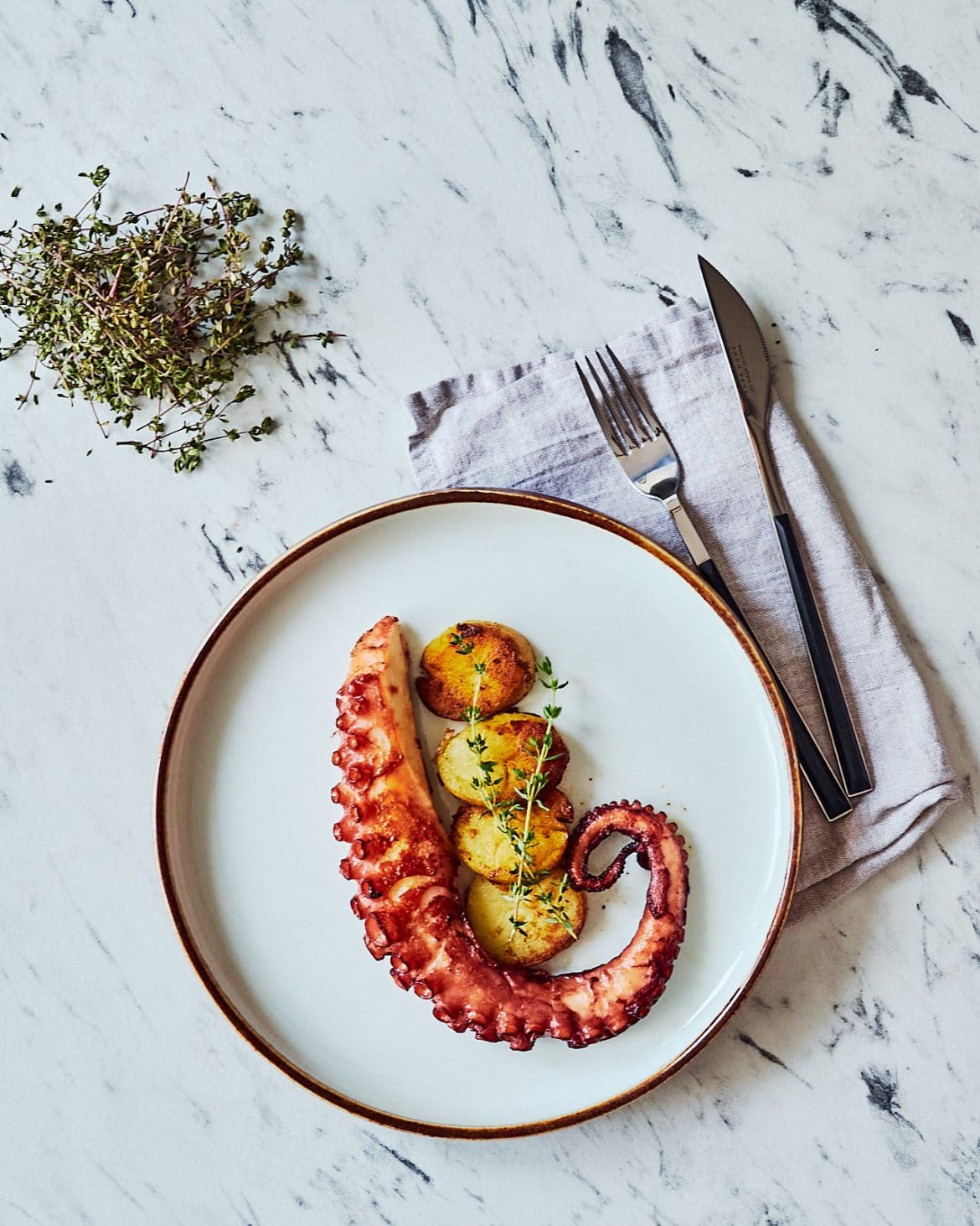 How To Cook Octopus Easy Recipe [Video] - Delice Recipes