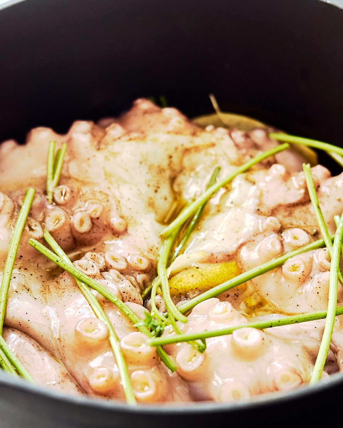 How To Cook Octopus Easy Recipe [Video] - Delice Recipes