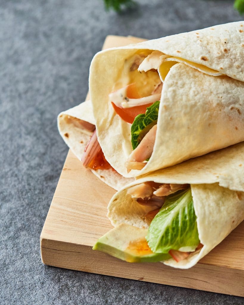Easy and Quick Chicken Wrap [VIDEO] - Delice Recipes