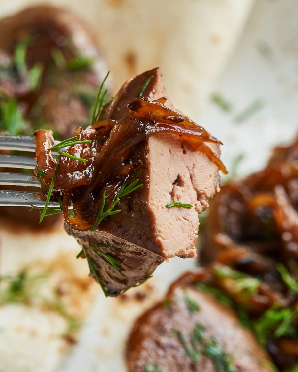 Easy Turkey Liver Recipe with Caramelized Onions - Delice Recipes