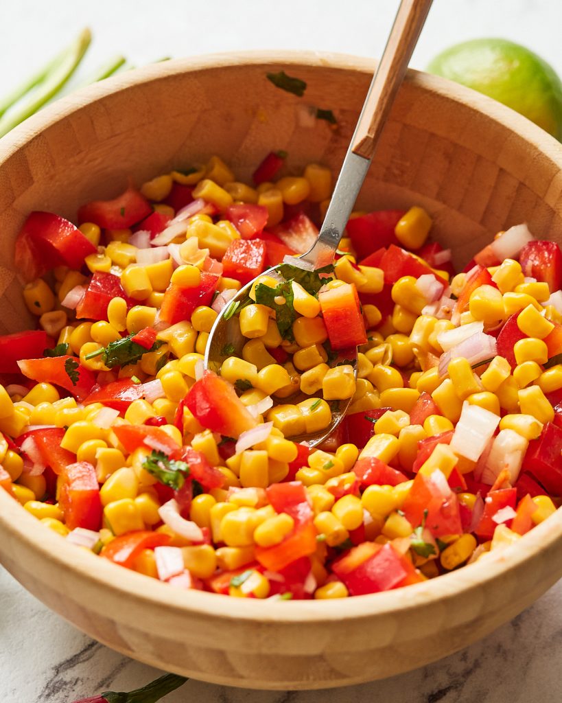 Easy and Spicy Corn Salsa [VIDEO] - Delice Recipes