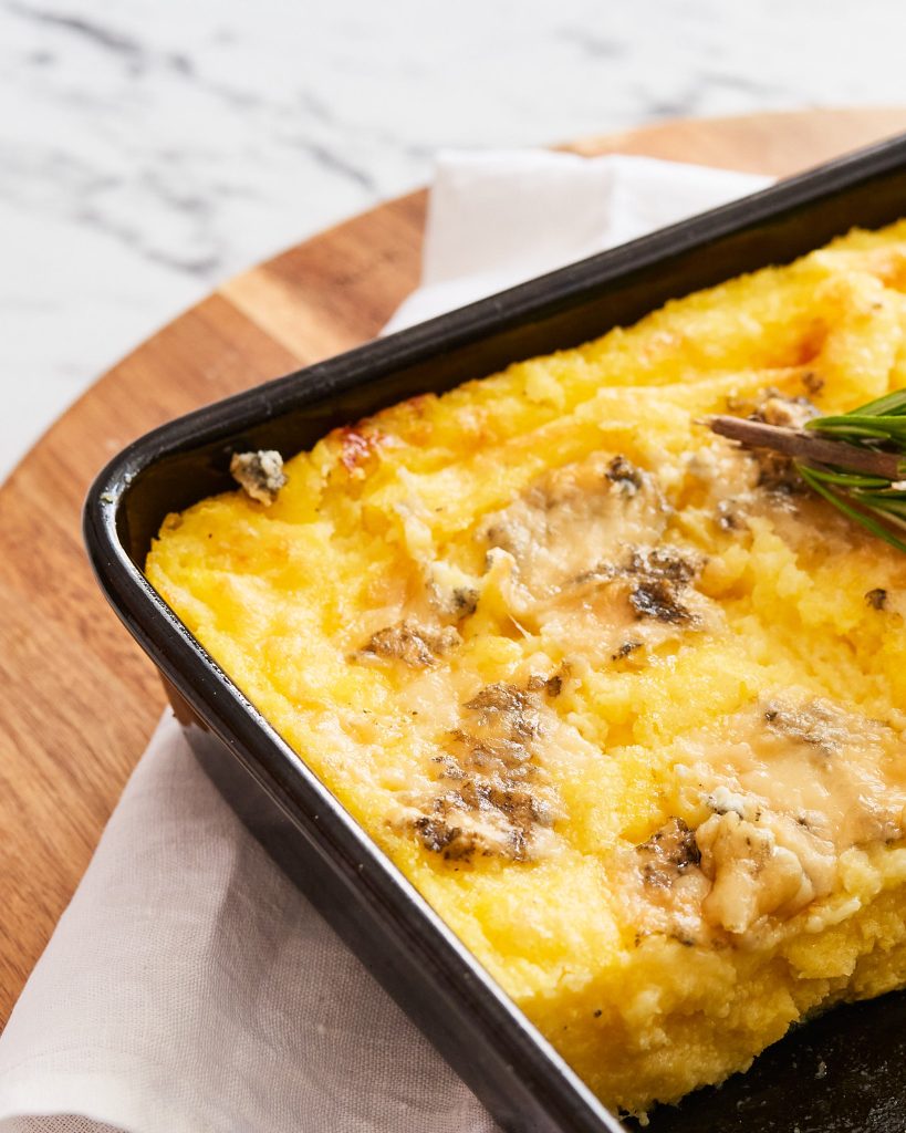 Baked Polenta with Gorgonzola [VIDEO] - Delice Recipes