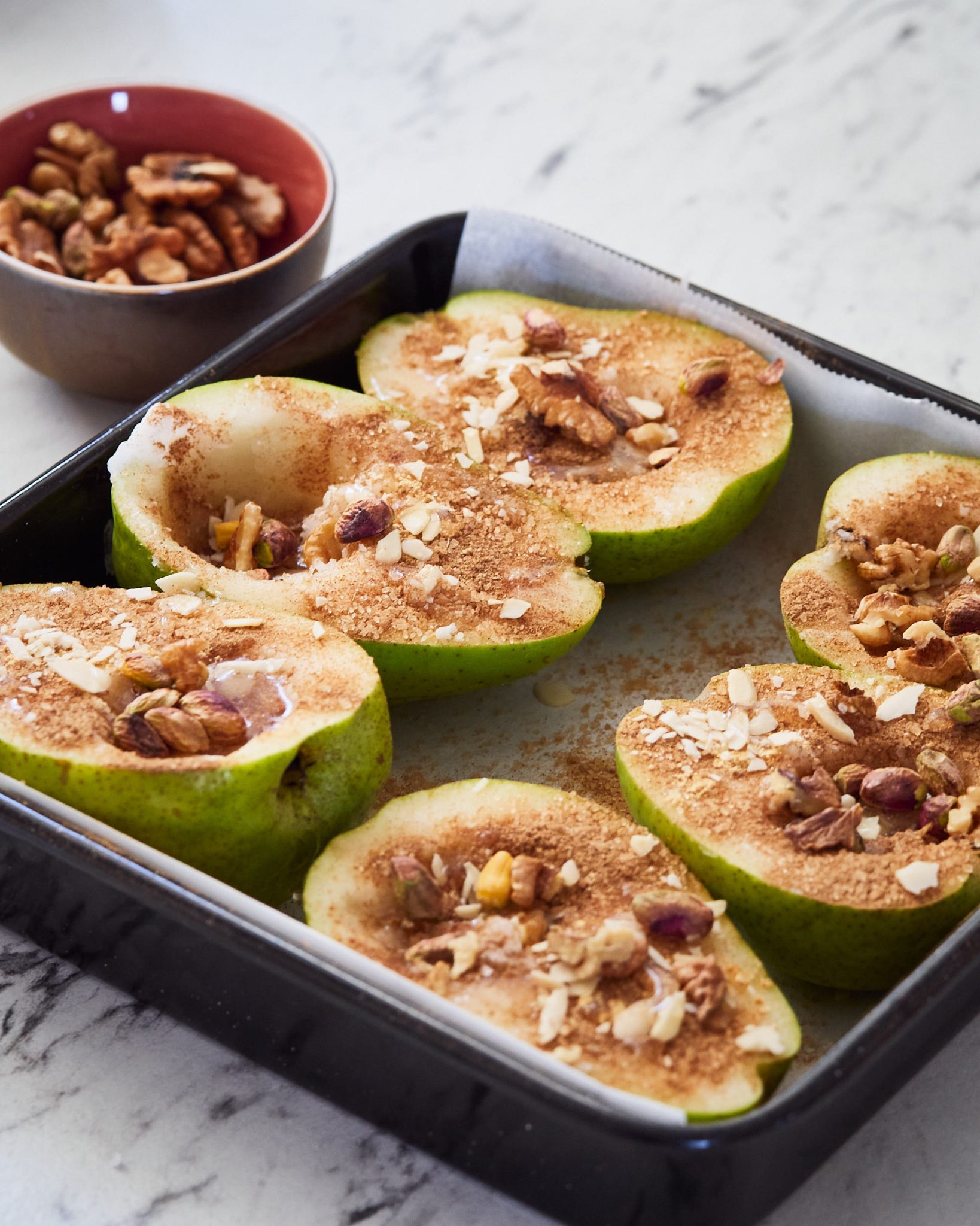 Baked Pears With Nuts & Ice Cream [Video] - Delice Recipes