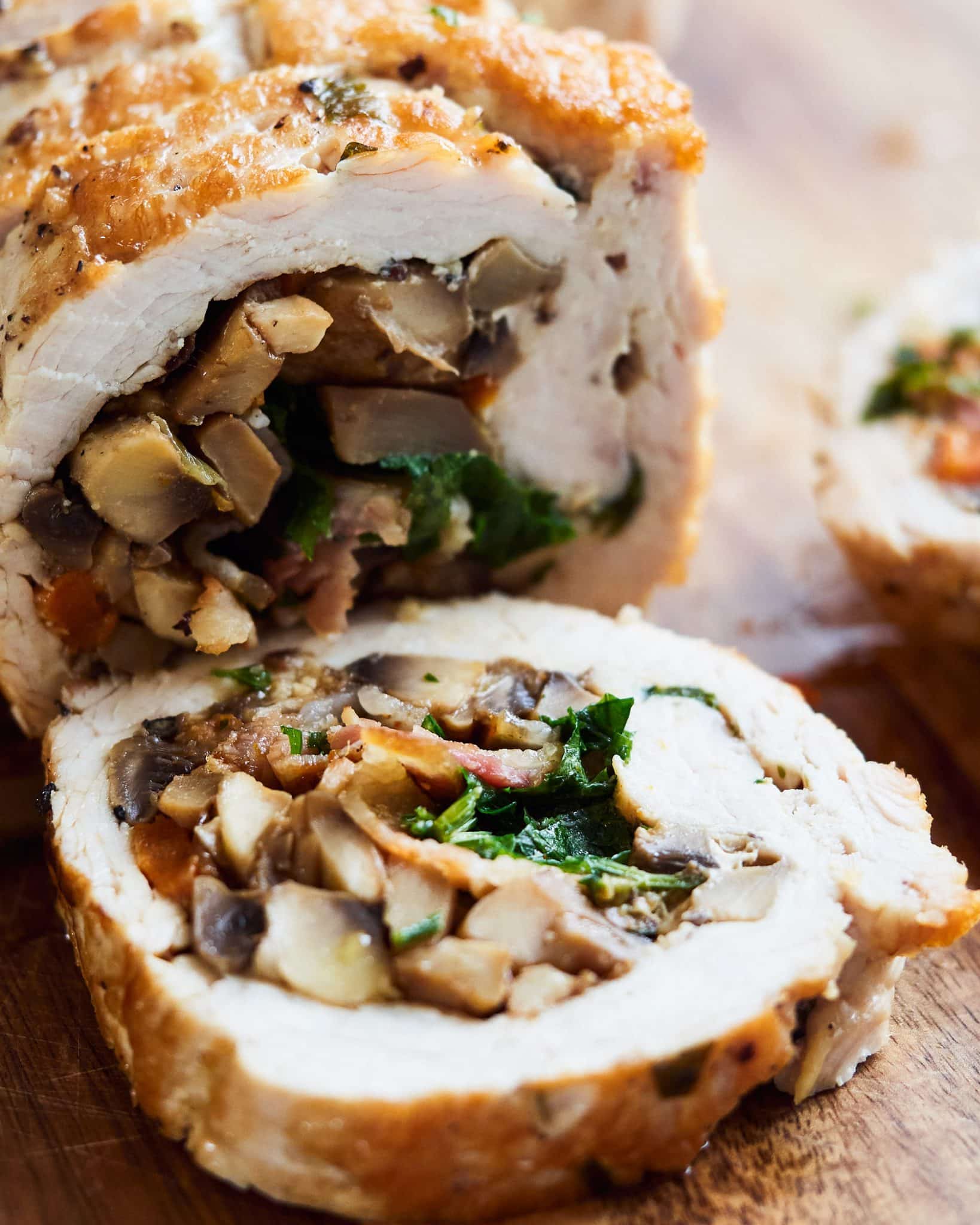 Turkey Roll With Mushroom Filling [VIDEO] - Delice Recipes