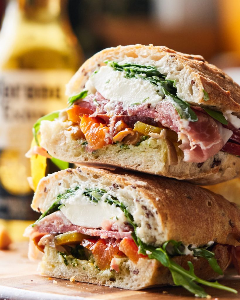 Delicious Burrata and Prosciutto Sandwich [Video] - Delice Recipes