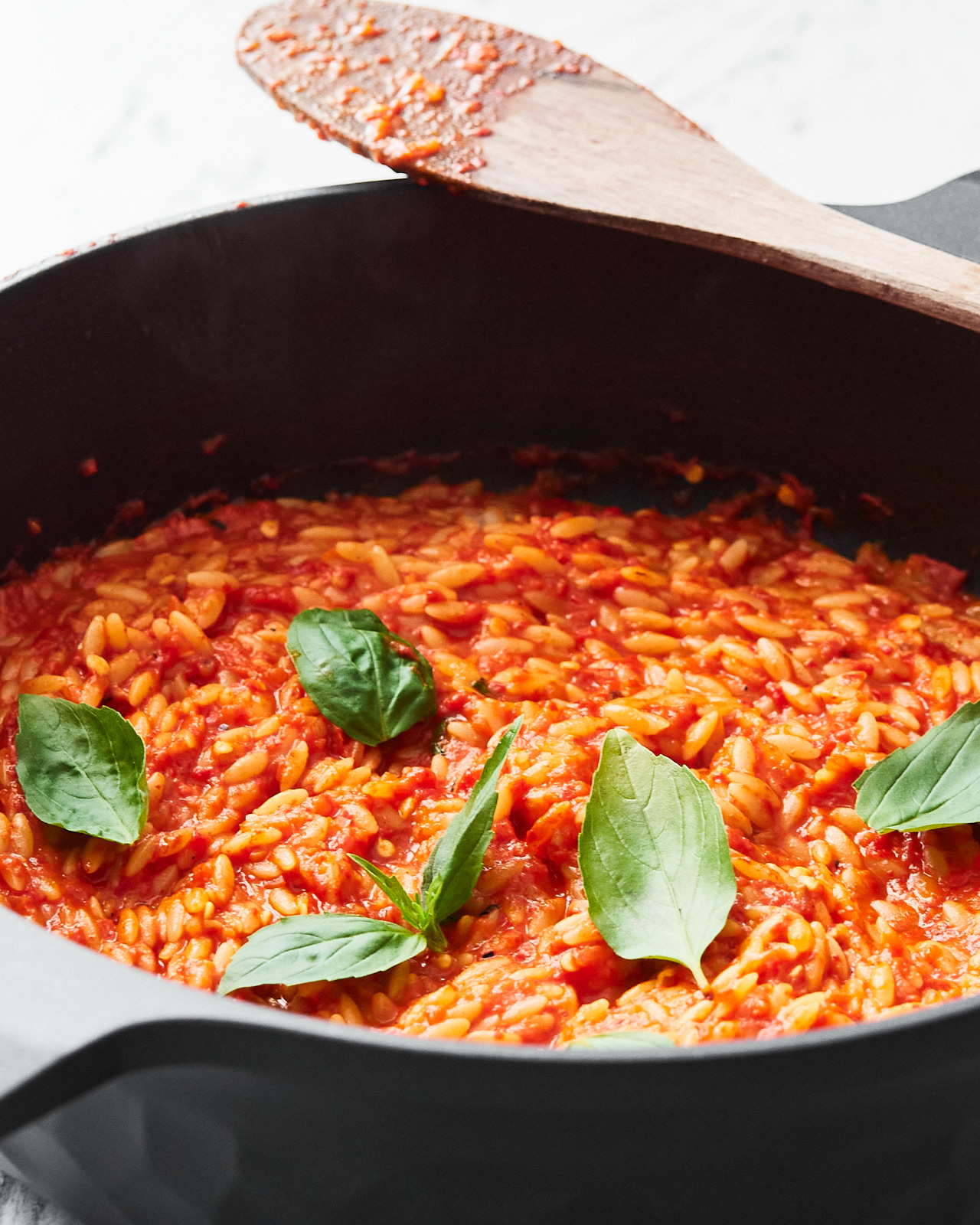 Sweet Kapia Pepper Orzo Pasta [Video] - Delice Recipes