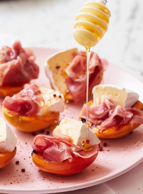 10-Minute Greek-Style Feta-Wrapped Pastry Recipe - Delice Recipes