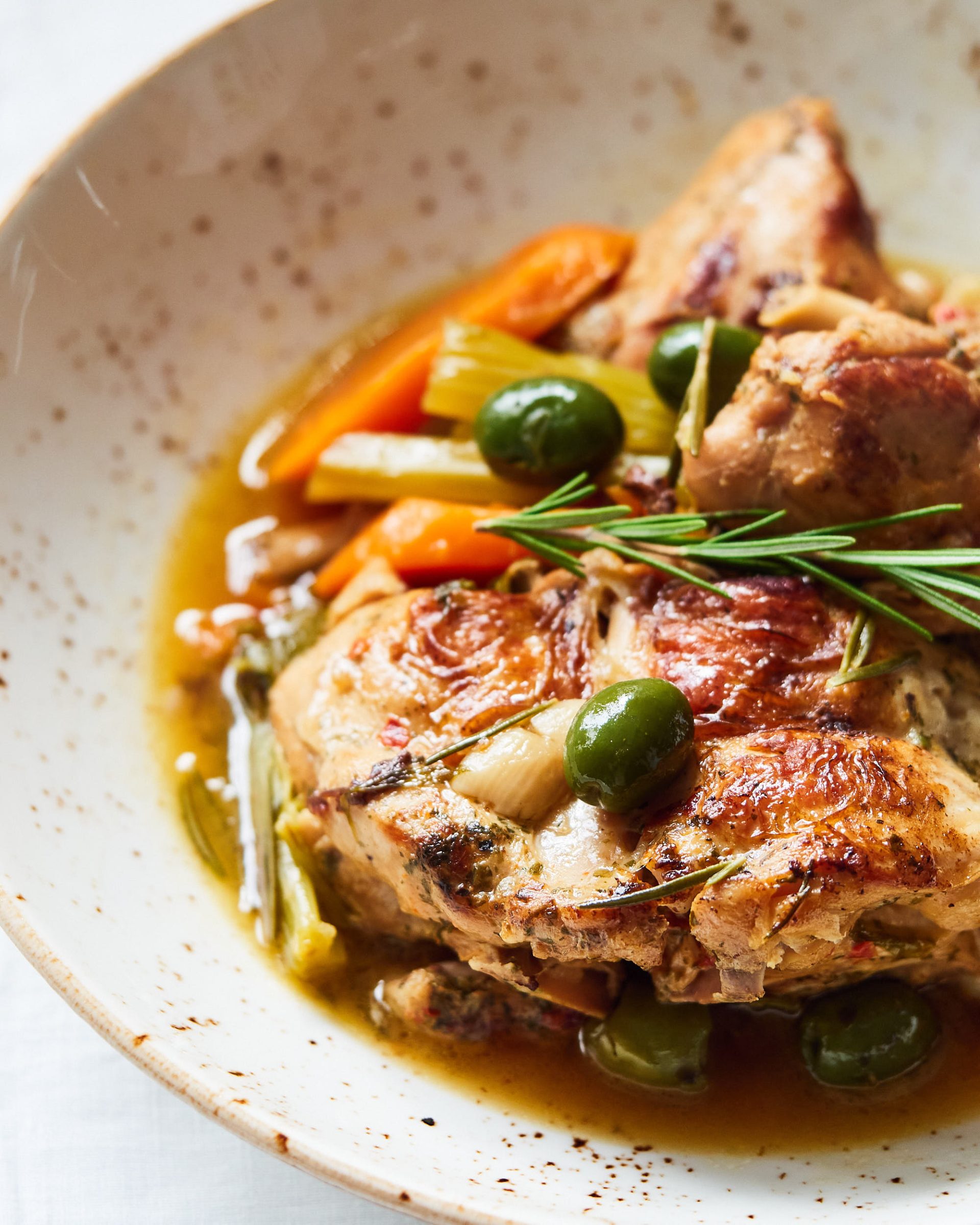 Instant Pot Rabbit Stew with Vegetables & Wine [VIDEO] - Delice Recipes