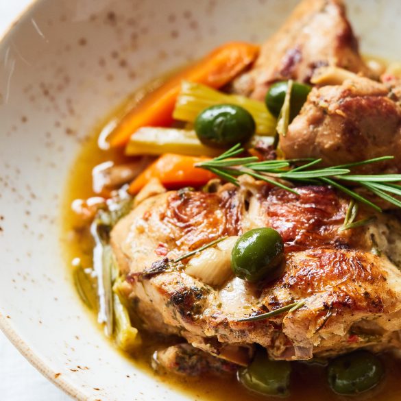 Instant Pot Rabbit Stew with Vegetables & Wine [VIDEO] - Delice Recipes