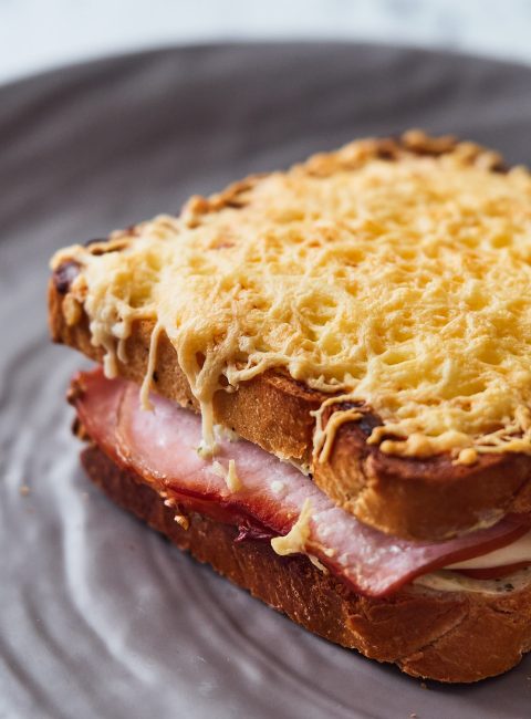 Crispy Roasted Duck in the Oven - Delice Recipes