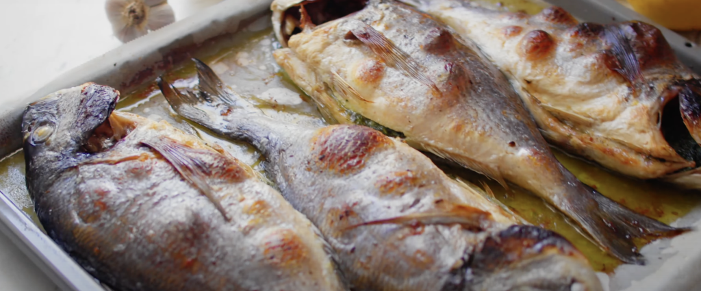 6-Ingredient Baked Sea Bream Recipe - Delice Recipes